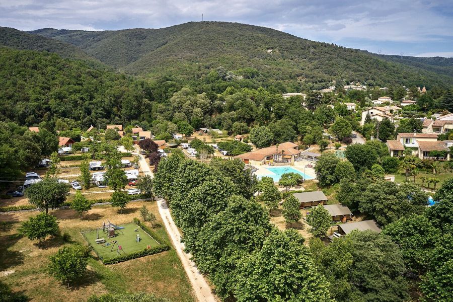 Camping La Garenne - Frankrijk, Ardèche, Saint-Laurent-du-Pape